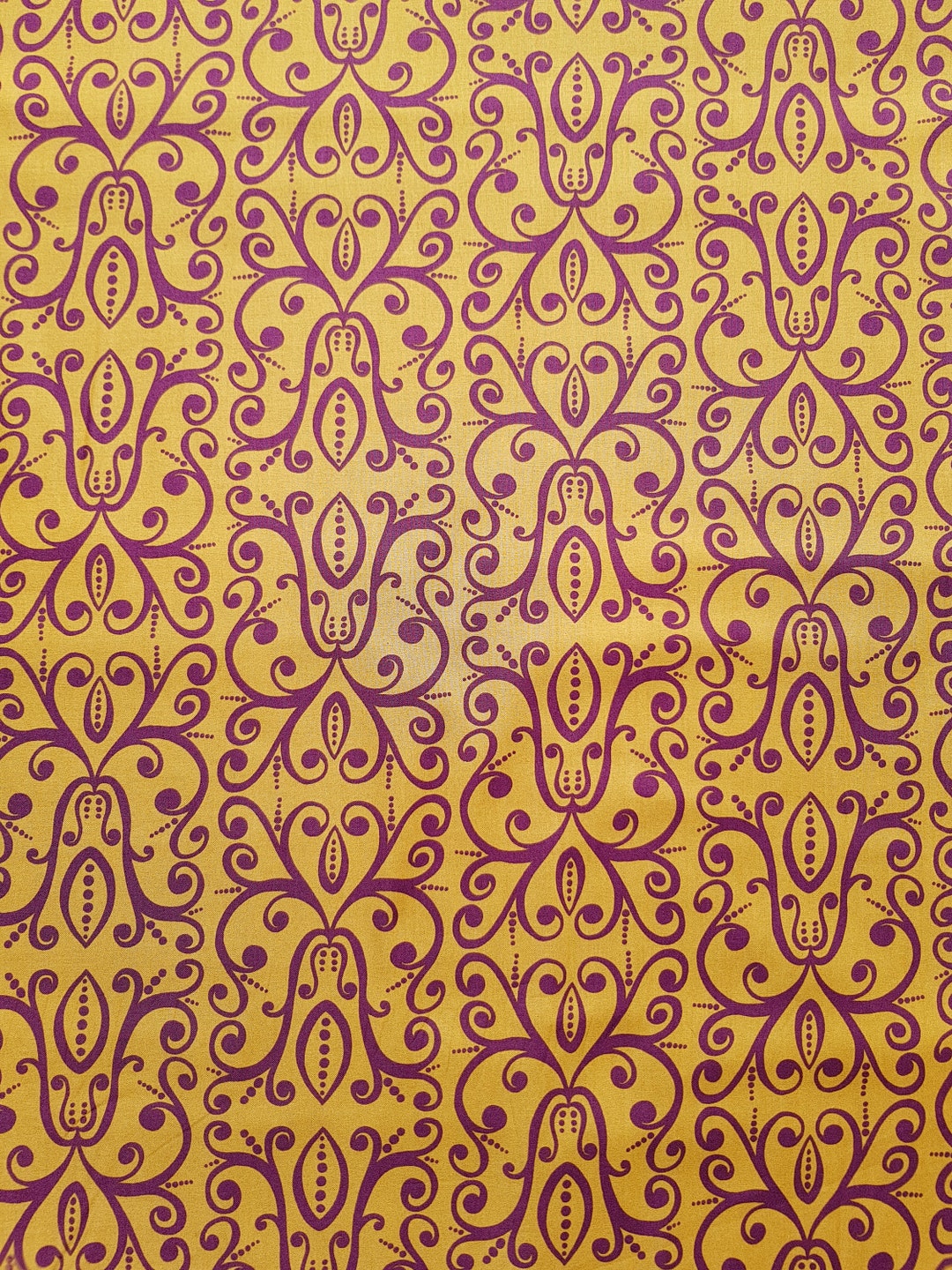 Valori Wells, Free Spirit karavan in the Color Savannah 0.5 M X 1.10 M ...