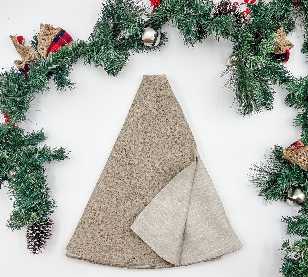 Modern Farmhouse Floral Block Printed Christmas Tree Skirt, Neutral ...