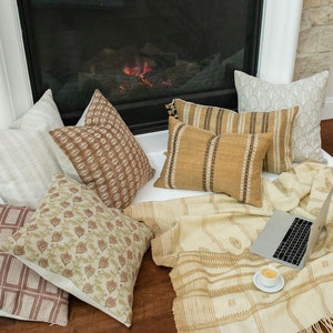 Designer Tan Brown Geometric Print on Natural Linen Pillow Cover, Tan ...