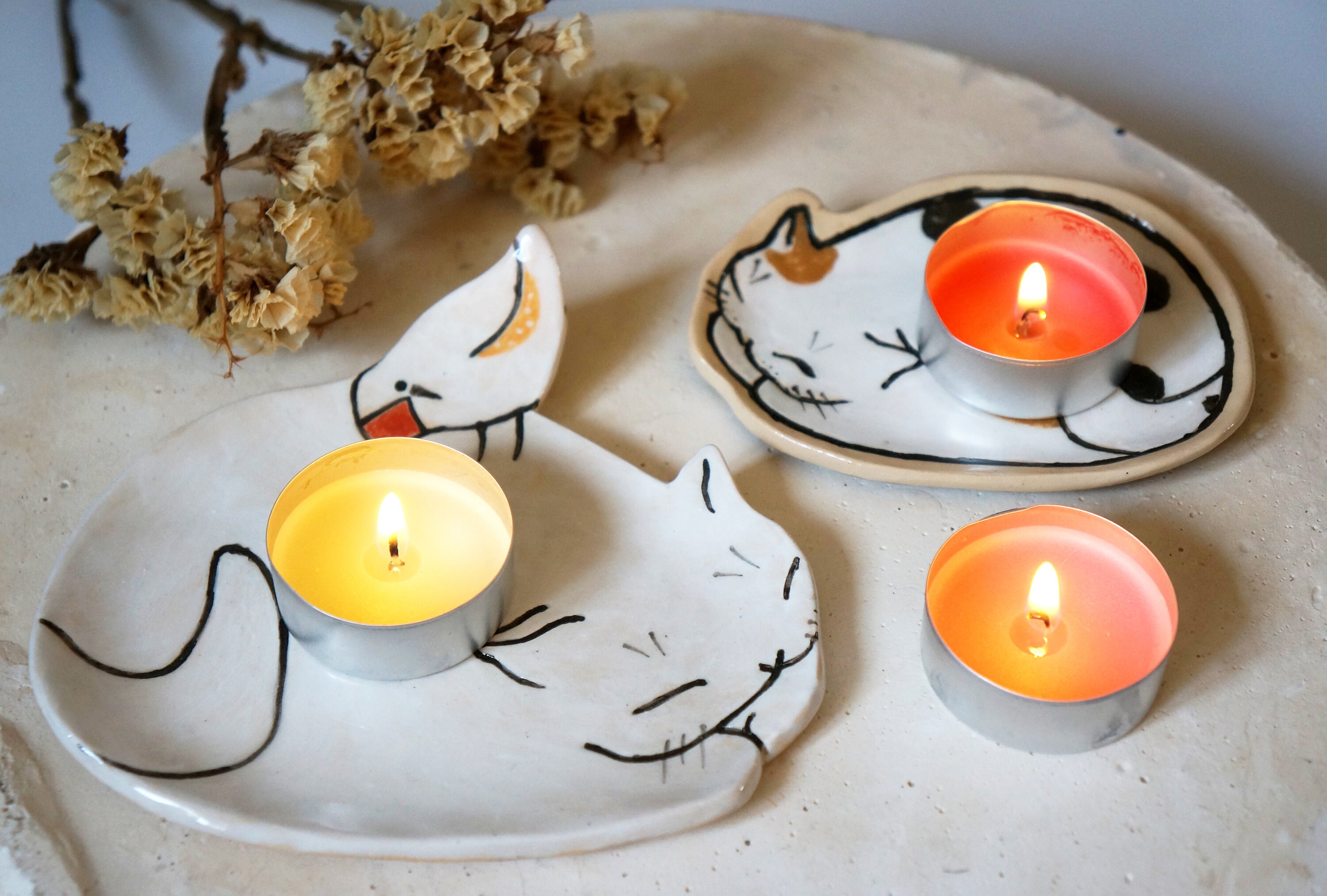 Flat Cat Plate Middle Hand Modelled and Author Painted Kitty - Etsy