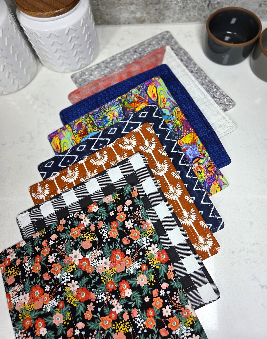 Hot Pad Set of Two, Modern Design, 8.75