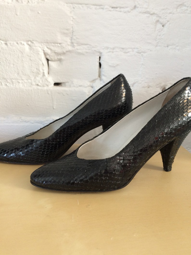 Maud Frizon Vintage 80s Snakeskin Heels Black Size 36.5 - Etsy