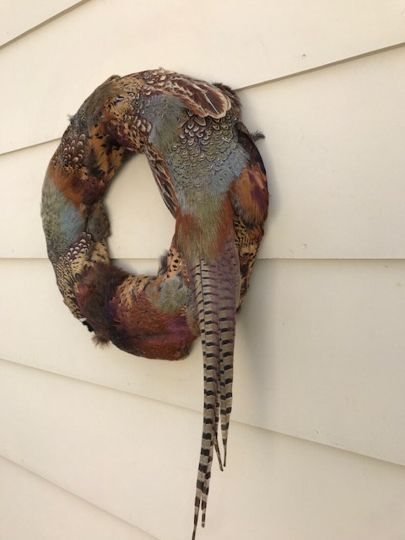 CHRISTMAS PHEASANT Feather WREATH Taxidermy 20 Inches 5 Pheasant Pelts ...