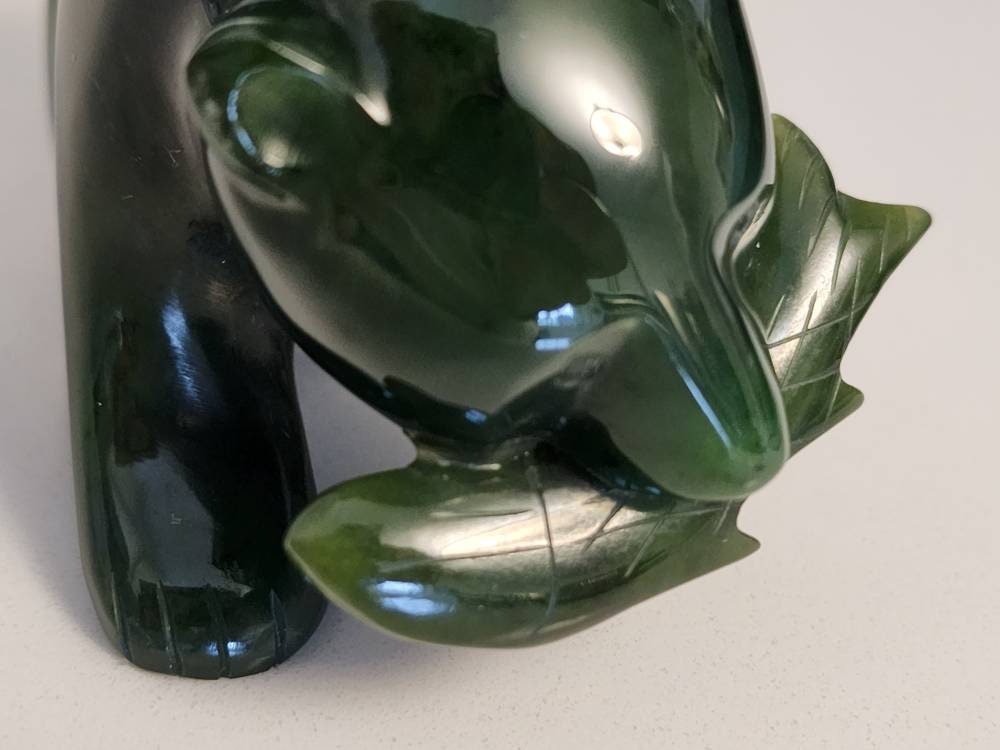 Nephrite Jade Polar Bear Sculpture - Etsy
