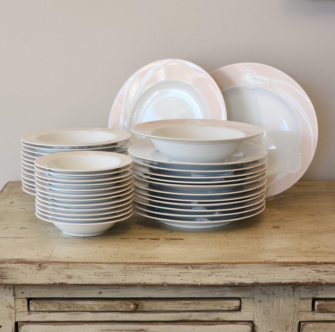Mikasa Classic Flair Peach Calla Lily Helena Uglow Dinnerware Lot ...