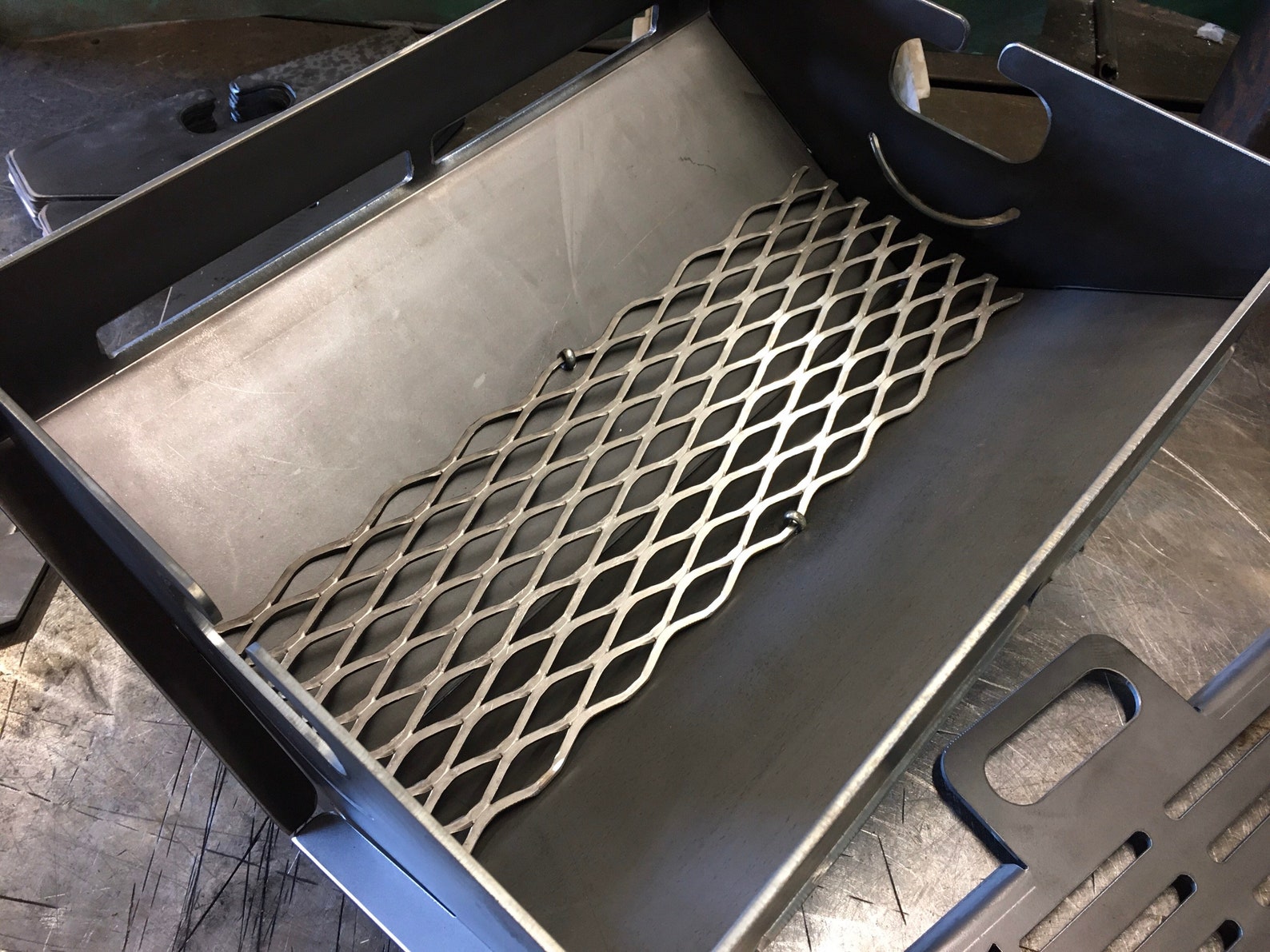 Lil Alien Pit N Q Collapsible Firepit With Bbq Grill - Etsy