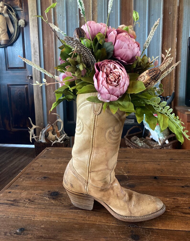 Boot Rope Wreath and Boot Arrangement - Etsy