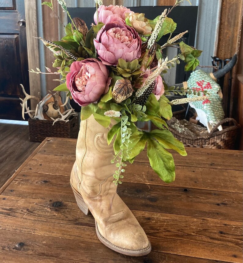 Boot Rope Wreath and Boot Arrangement - Etsy