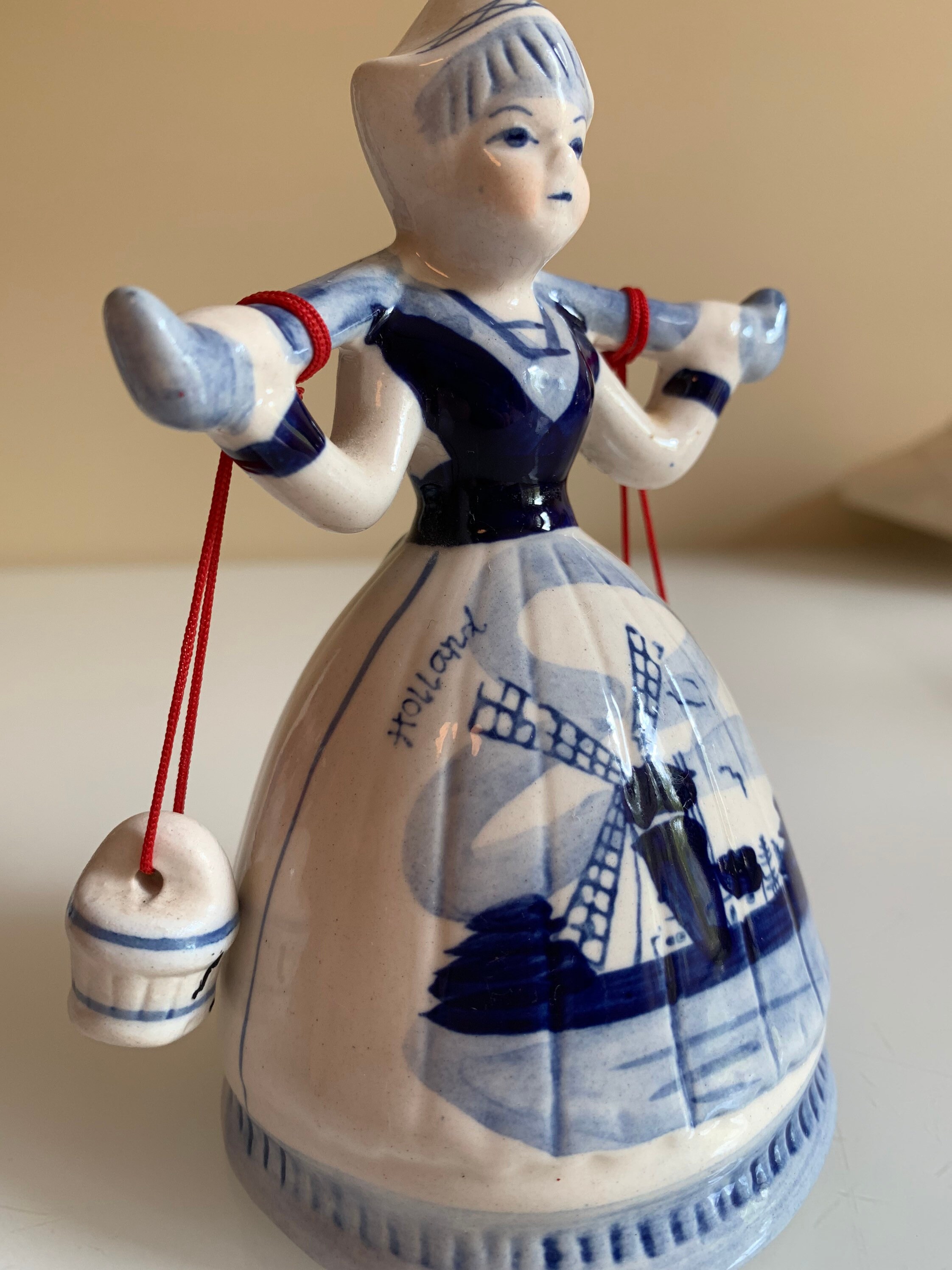 Delft Blue Vintage Handpainted Figurines and Dish - Etsy Canada
