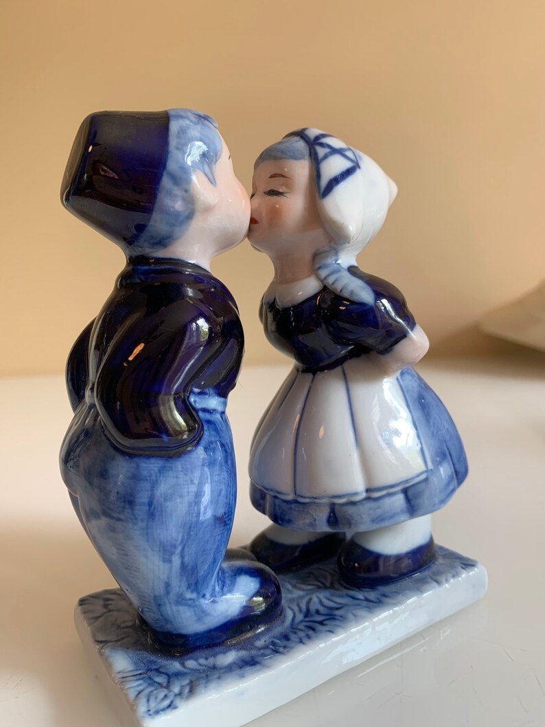 Delft Blue Vintage Handpainted Figurines and Dish - Etsy Canada