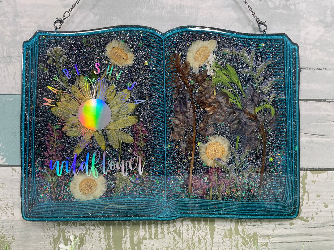 Book Decor, Reading Decor, Book Nook Decor, Gift for Reader, Resin ...