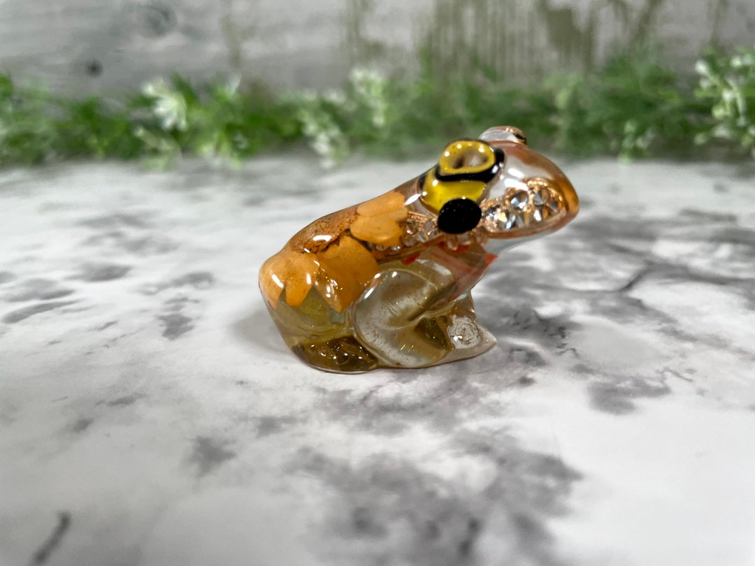 Resin Frog Figurine, Floral, Botanical, Garden, Fairy Garden, Home ...