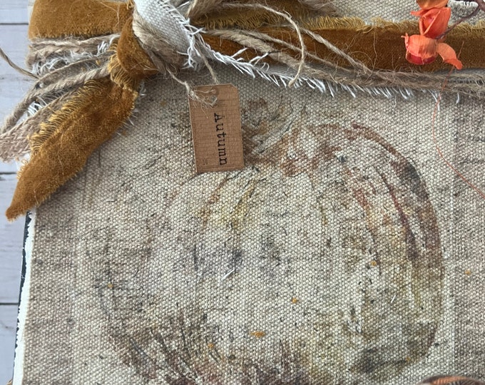 Distressed Autumn Pumpkin Sign for Fall Thanksgiving Autumn. Vintage ...