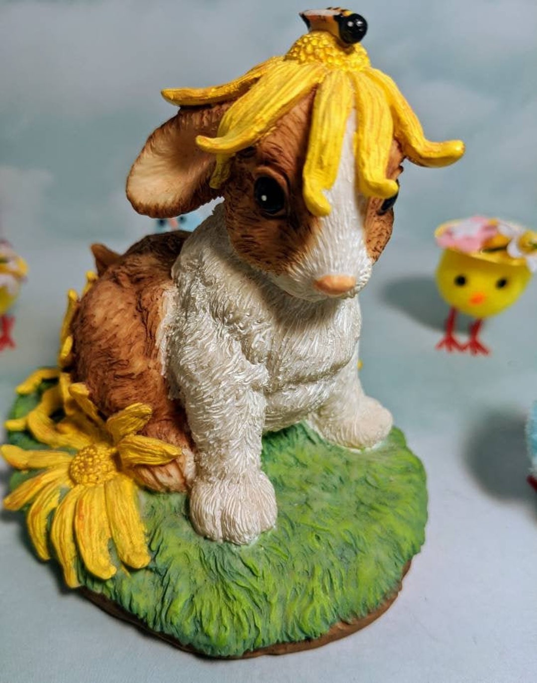 Vintage Bunny Rabbit Resin Figurine Flowers Bee AS IS - Etsy