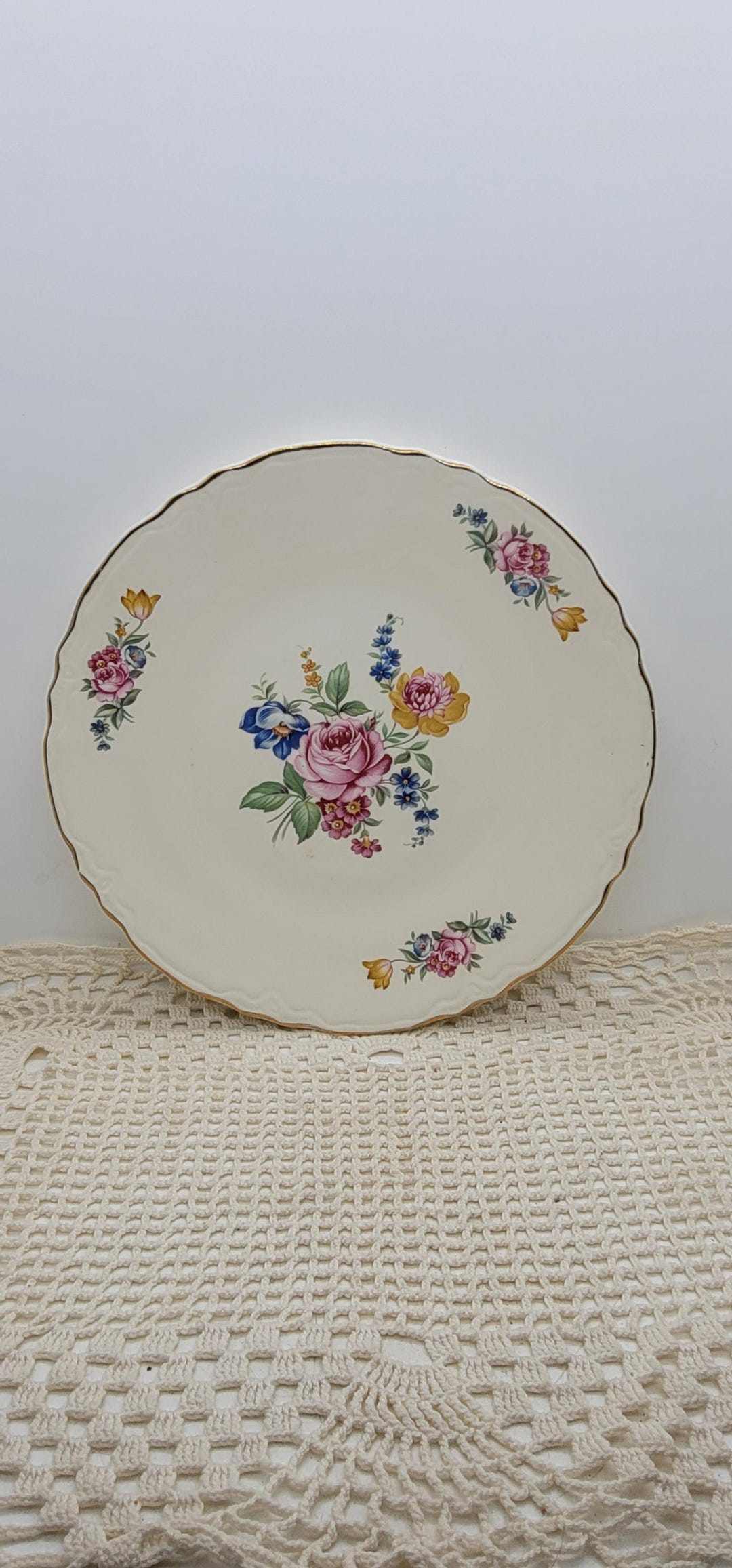Set of Two Hazel by Scio Dinner Plates, Ranson Shape, Center Flower ...