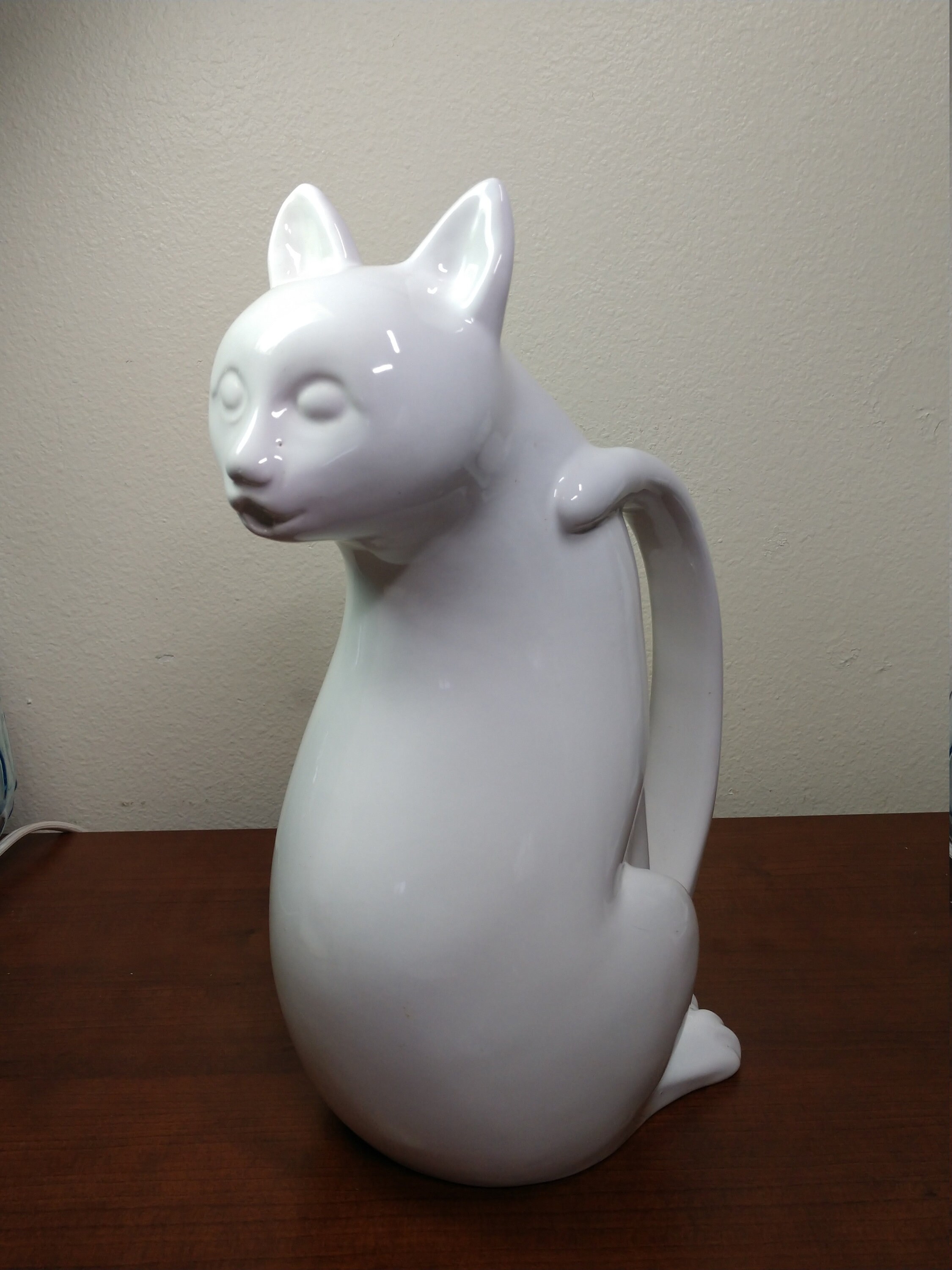 Mancer Italy White Cat Pitcher Unique pose with fanciful cat | Etsy