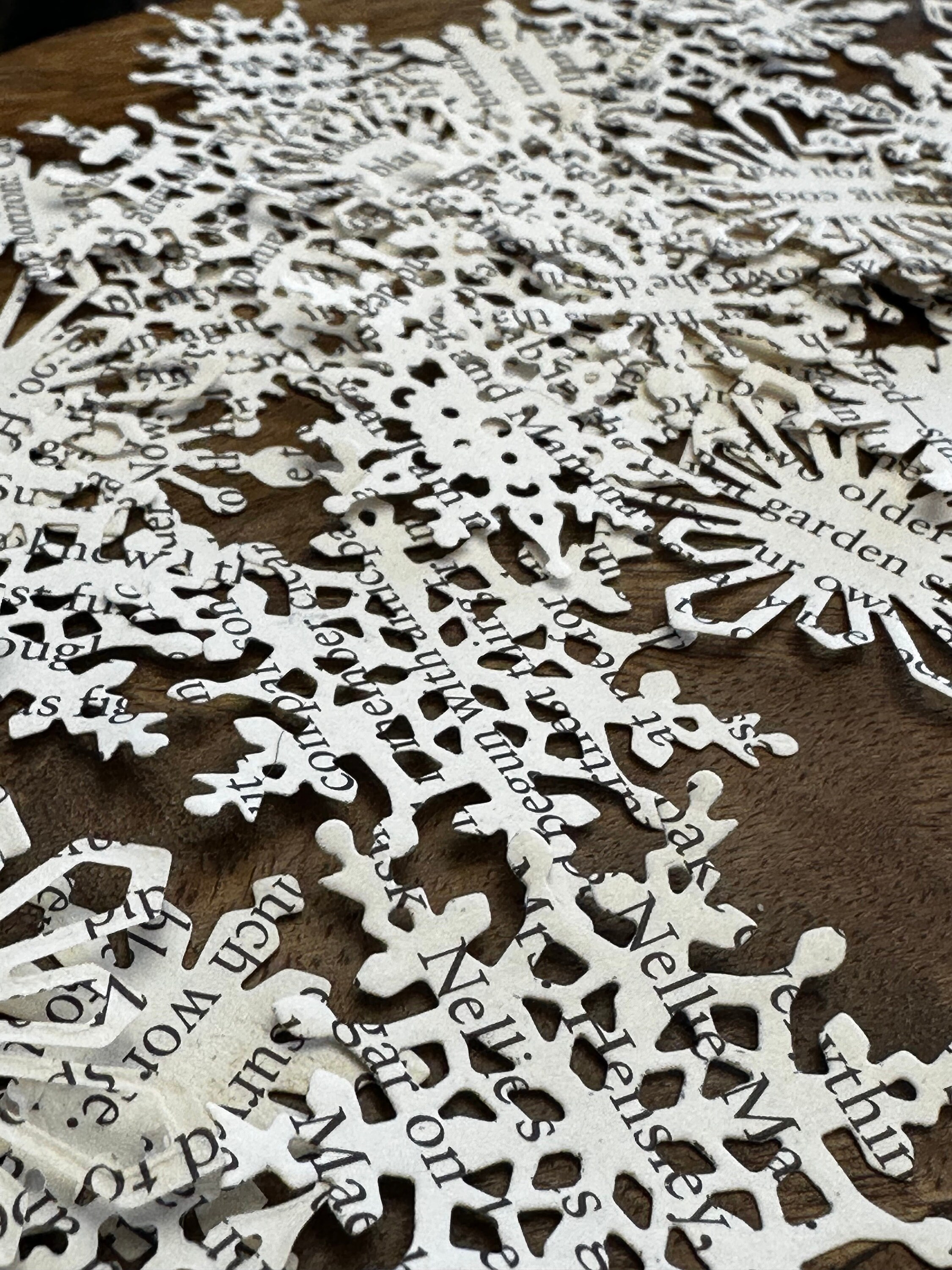 50 Pack Die-cut Snowflakes Book Snowflakes - Etsy