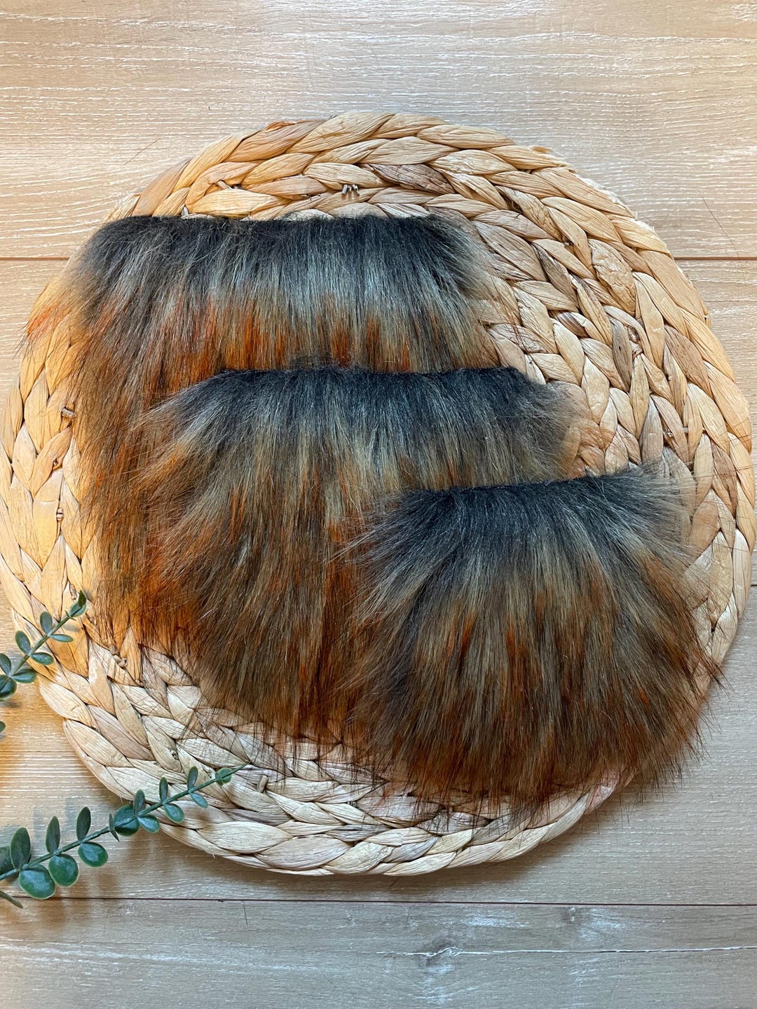 DIY Ember Luxe Wolf SQUARE Faux Fur Pom Pom, Multi Tone, Small, Medium ...