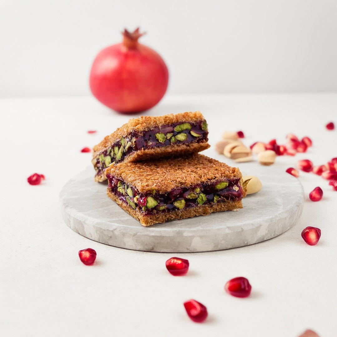 Pomegranate Flavored Ottoman Kadayifi With Pistachio - Etsy