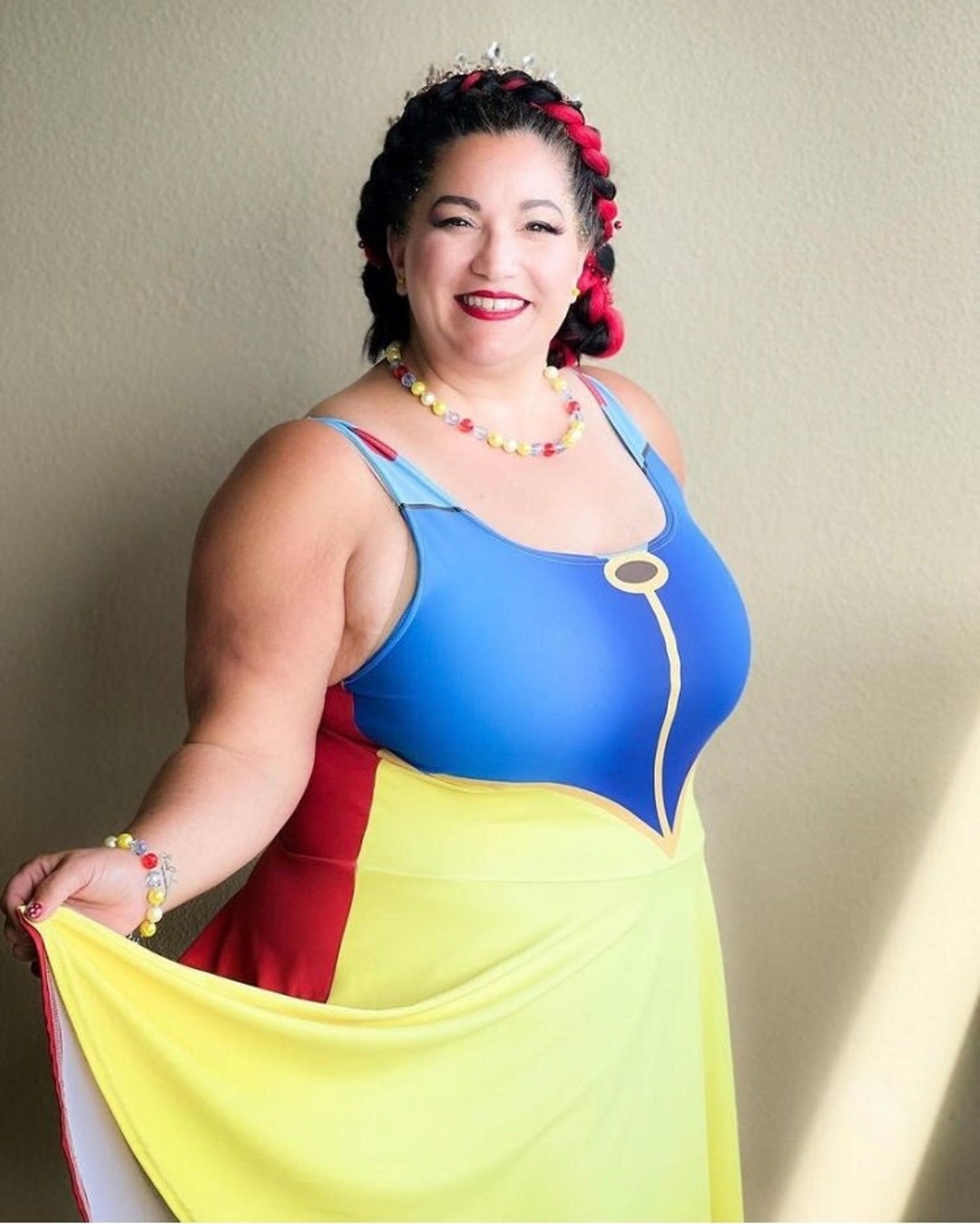 Embrace Royal Elegance With the 'princess Poison Apple' Snow White ...