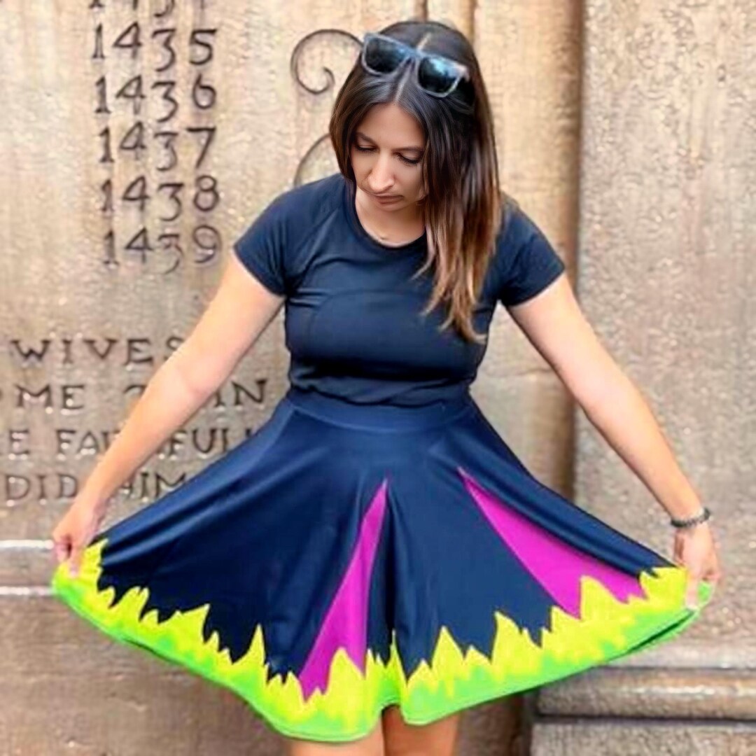 Villainess Skater Skirt: Sinister Enchanted Evil Queen Disneybound ...
