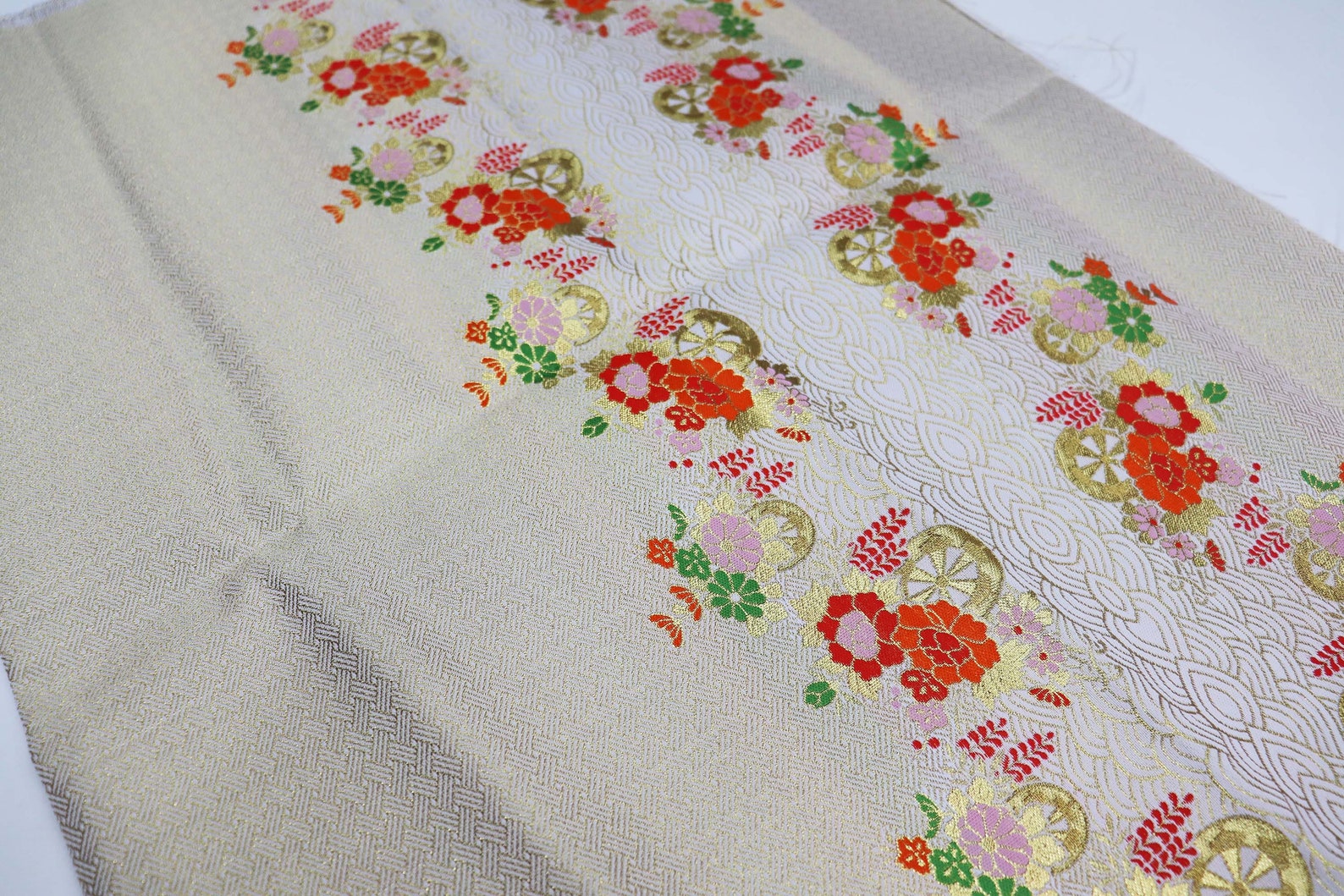 Japanese Kimono Fabric / Woven Fabric / Silk Fabric - Etsy