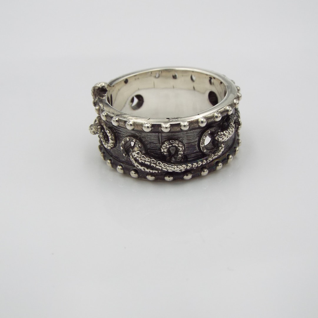 Handmade Sterling Silver Shipwreck Kraken Ring: Fantasy Wedding Band - Etsy