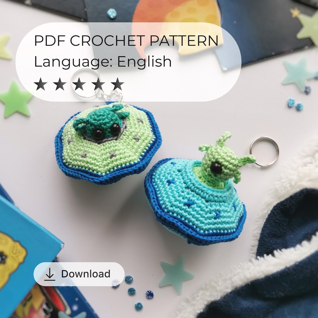 Alien UFO Crochet Pattern Amigurumi Flying Saucer Space Keychain Toy ...
