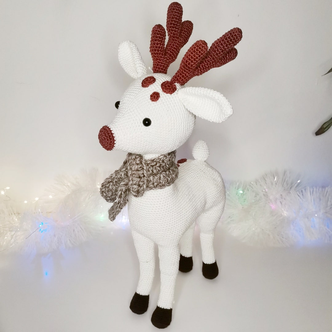 Adorable Crochet Reindeer Pattern Perfect for the Holidays Amigurumi ...