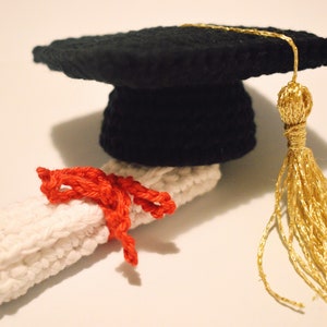 Graduation Hat Pattern Gift for Graduation Make Your Own Best Present ...