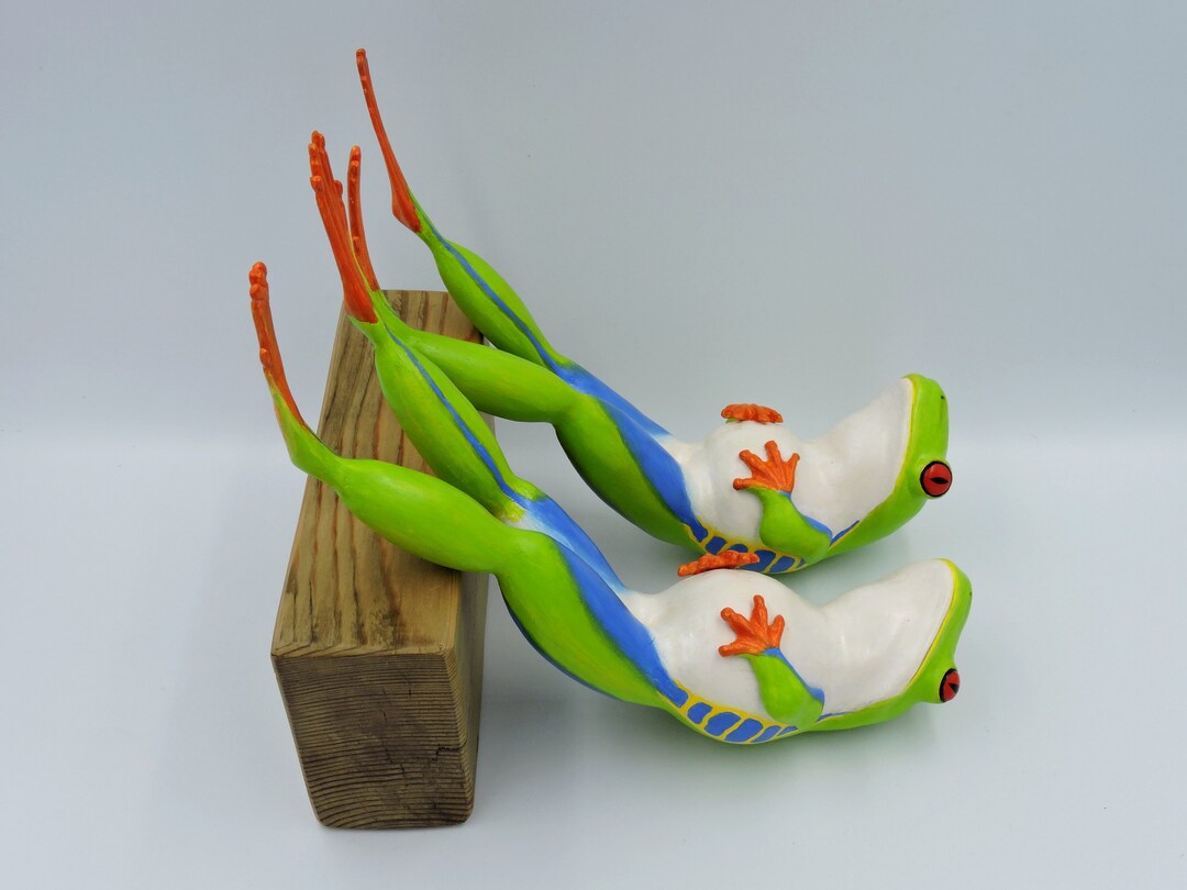 Red-eyed Tree Frogs, Wooden Sculptures of Two Colorful Frogs. - Etsy