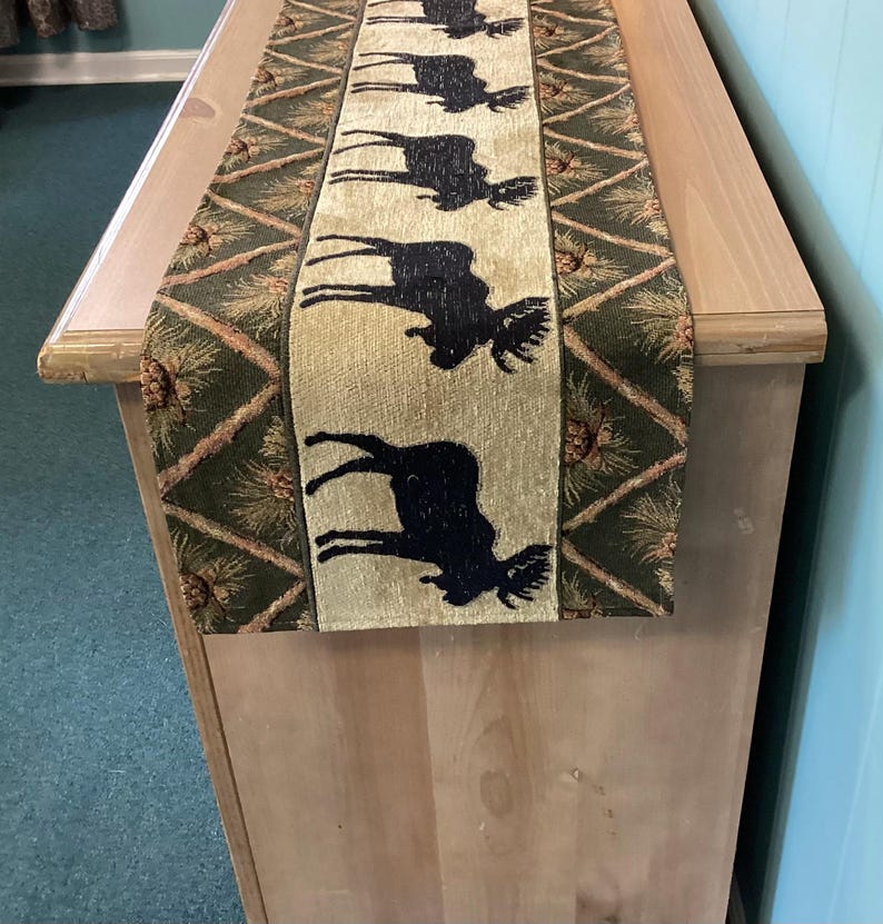 USA Sewn 36-108 Inch Moose Valances, Pillows, Bed Shams, Runners ...