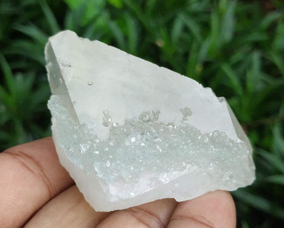Super Calcite / A Quality Very Beautiful Natural Triangular - Etsy