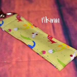 Pikmin and Ni No Kuni Fob Keyring - Revenant Kingdom, Olimer, Pikumin ...