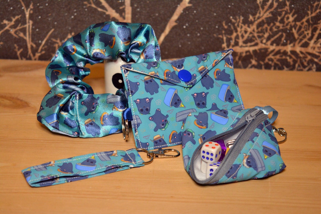 Kena Gift Bundle Scrunchie, Wallet, Keyring, Pod Bag Rot, Cute, Fun - Etsy