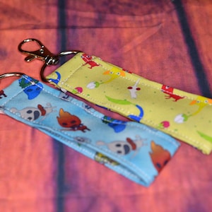 Pikmin and Ni No Kuni Fob Keyring - Revenant Kingdom, Olimer, Pikumin ...