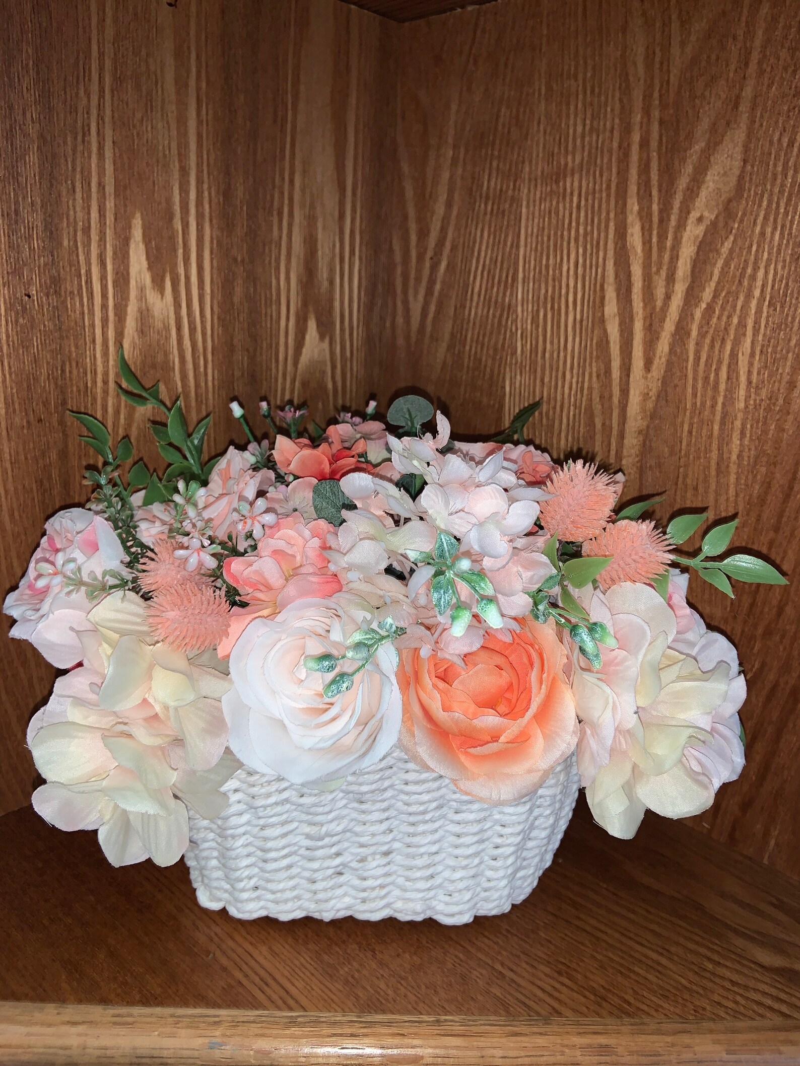 Peaches and Cream Floral Centerpiece - Etsy