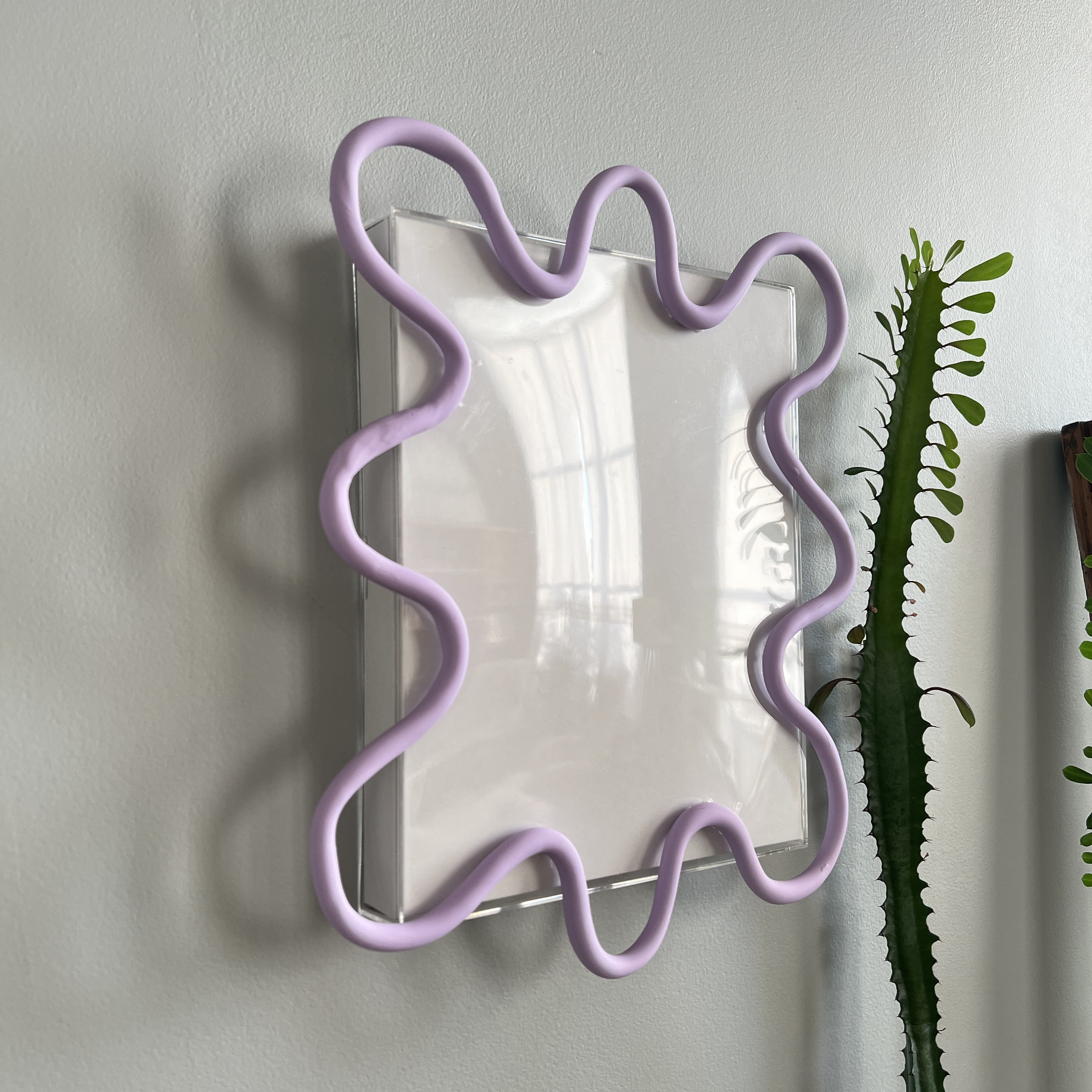NEW Wall Hanging Squiggle Frame 8x10 - Etsy