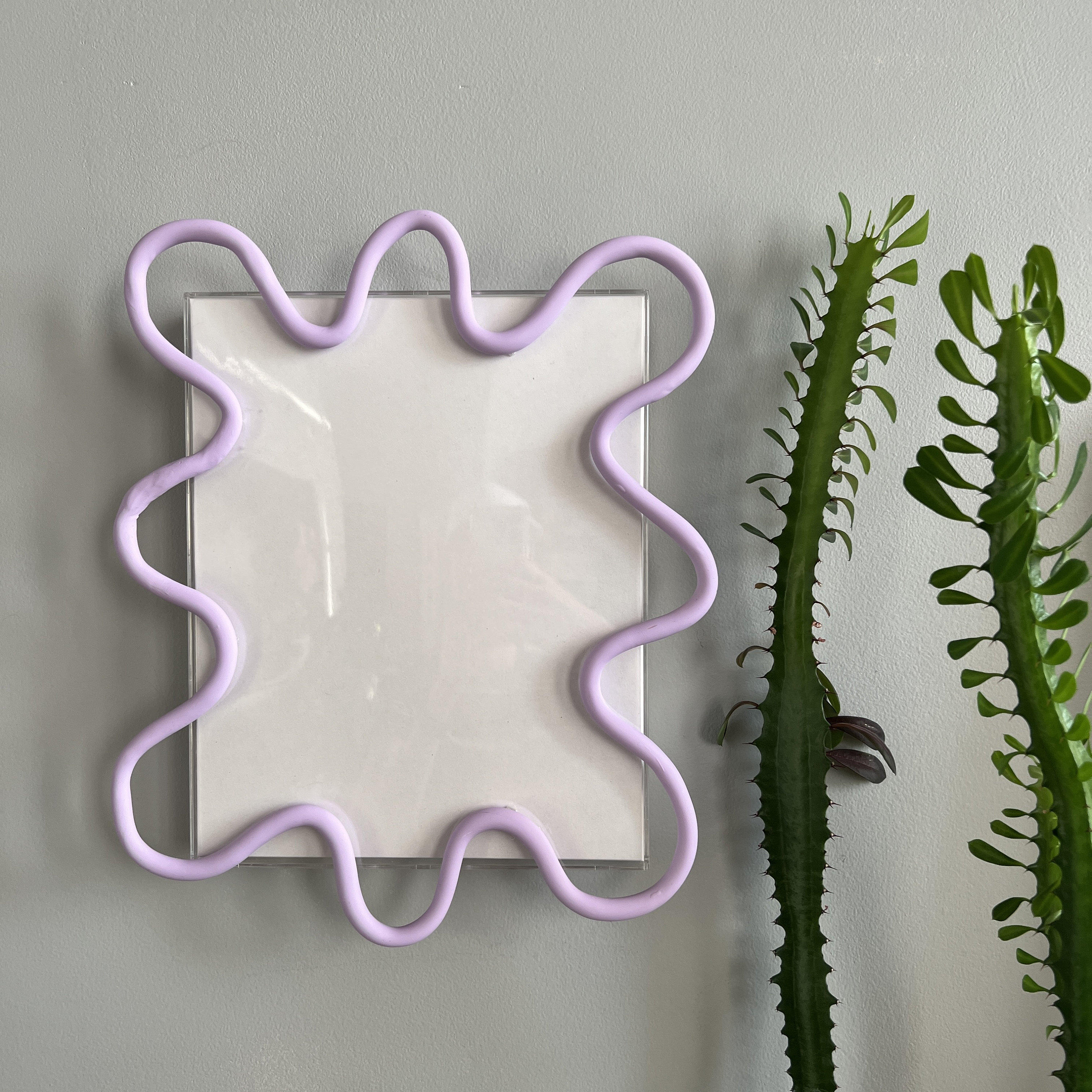 NEW Wall Hanging Squiggle Frame 8x10 - Etsy