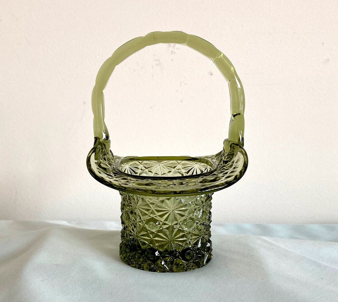 Vintage - 1970's Fenton Green Glass Top Hat Basket W/daisy & Button ...