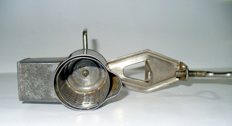 Vintage 1950's NUT GRINDER - Etsy
