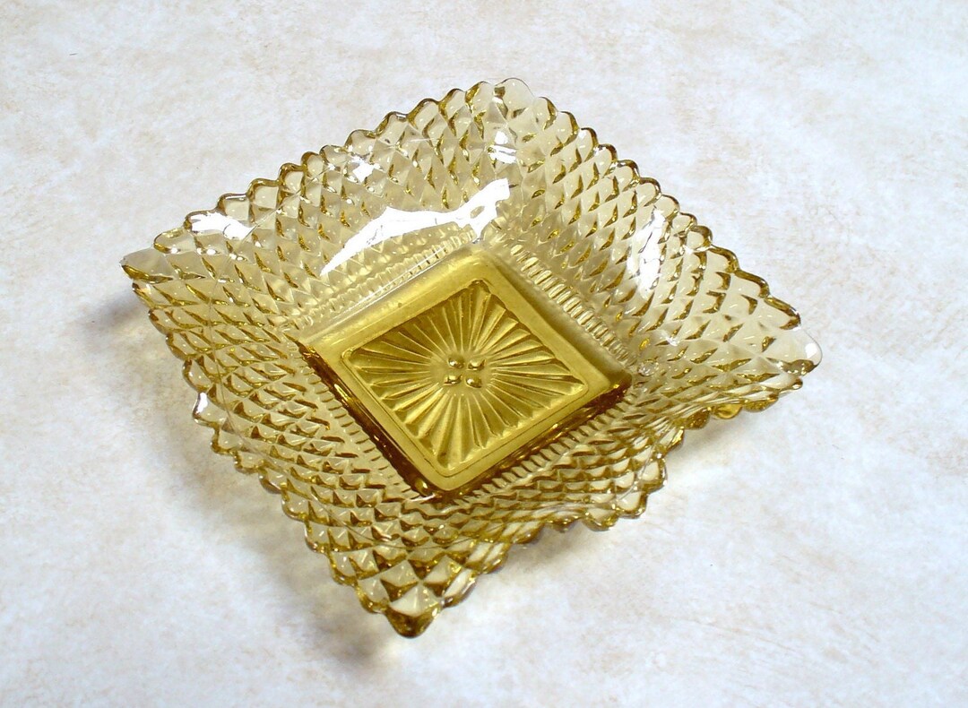 Vintage 4 Square Amber Dish W/ruffled Sides & Sawtooth - Etsy