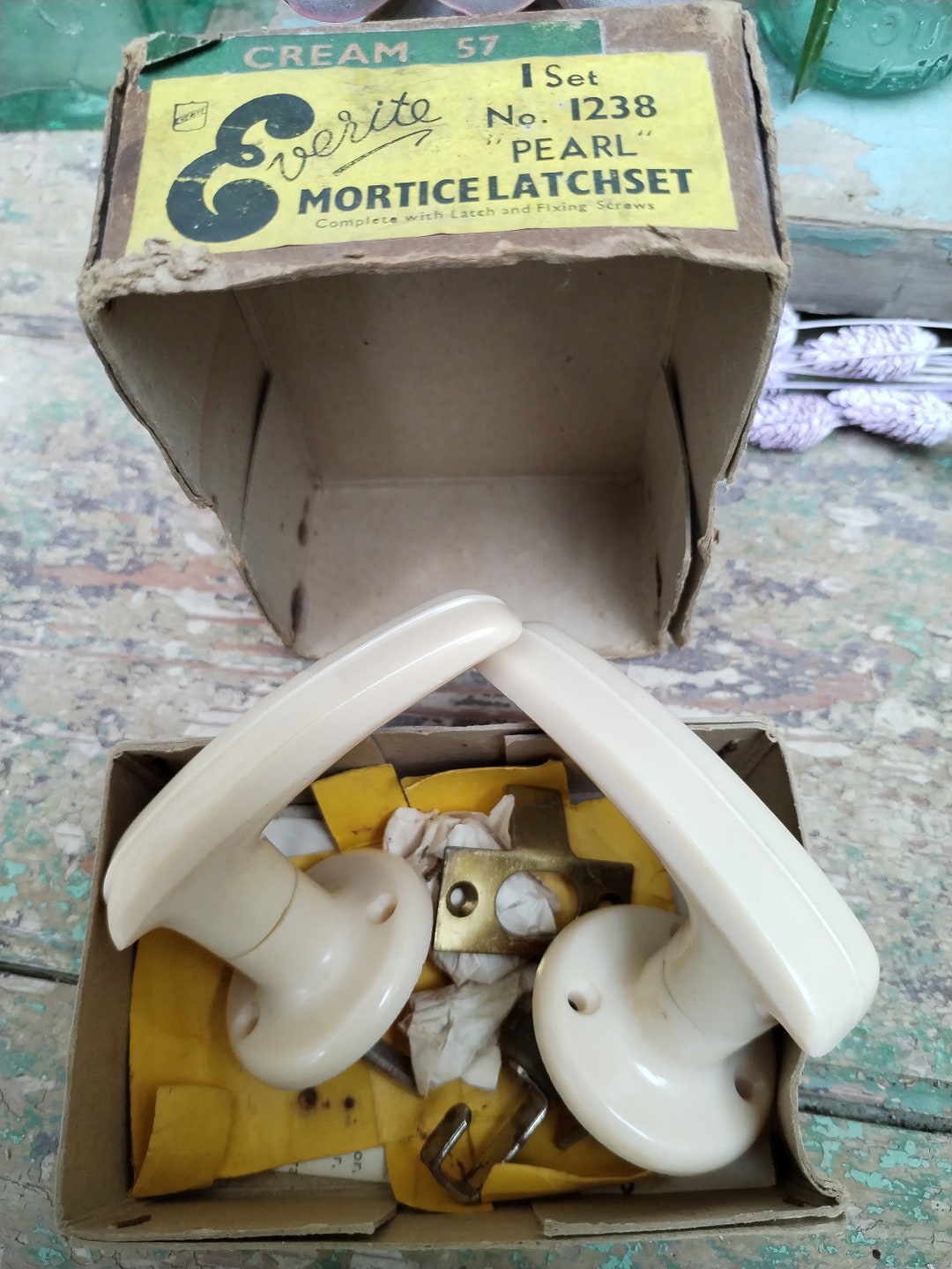 Genuine Vintage Everite Cream Bakelite Pair of Door Handles Mortice ...