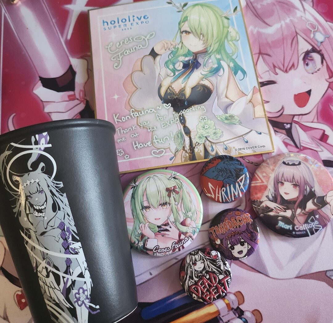 Diversos productos de Hololive - Etsy México