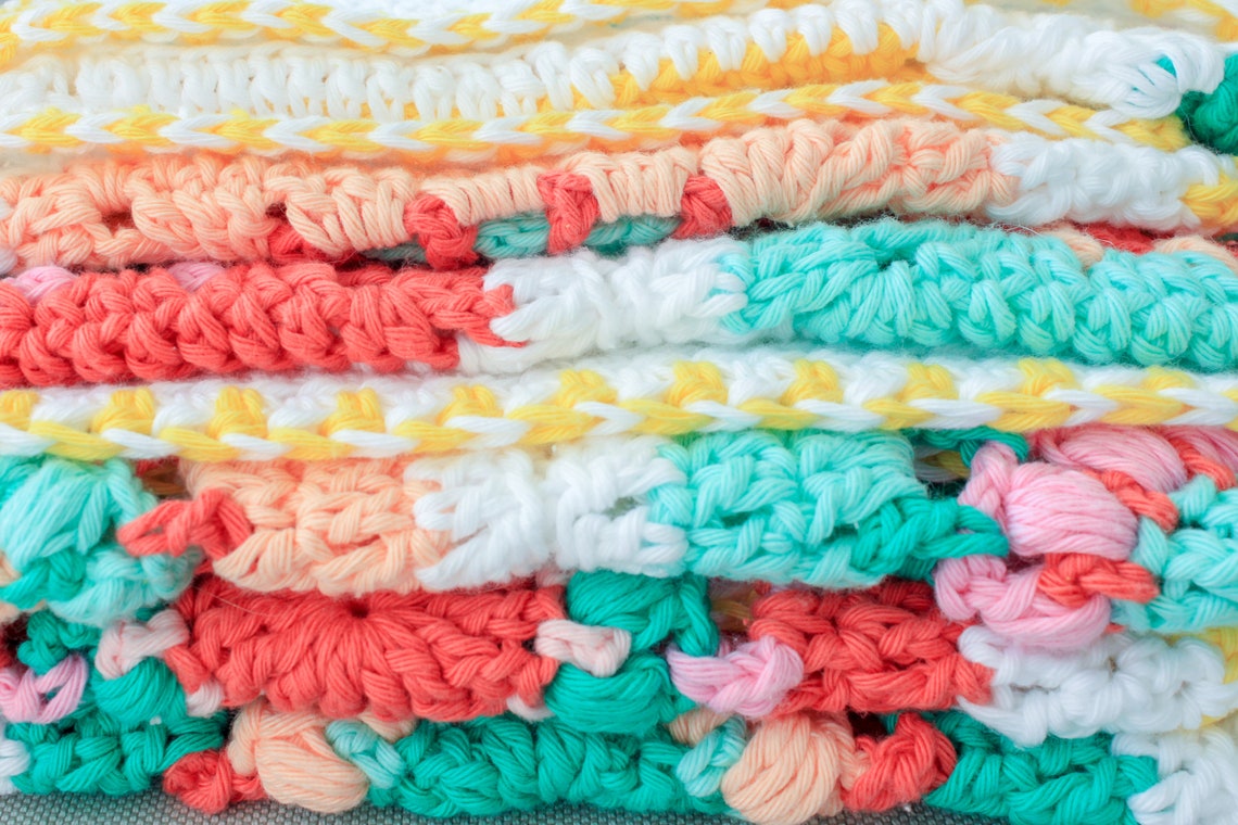 Yarn and Colors - Crochet Blanket Pattern PDF - Blossom Blanket - Etsy
