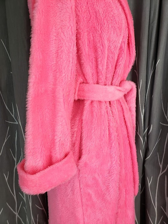 FURRY LONG ROBE Vintage 70s Fuzzy Barbie Bubblegum Pi… - Gem