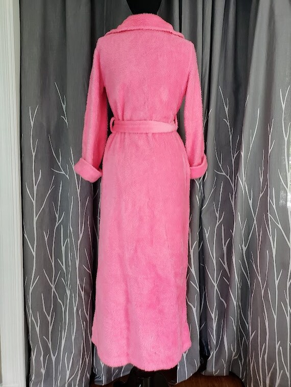 FURRY LONG ROBE Vintage 70s Fuzzy Barbie Bubblegum Pi… - Gem