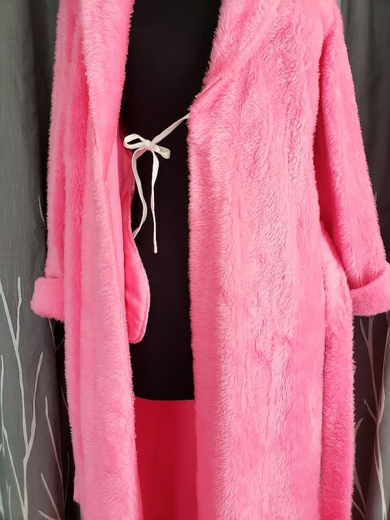 FURRY LONG ROBE Vintage 70s Fuzzy Barbie Bubblegum Pi… - Gem