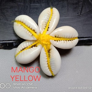 Cowrie Shell Flower - Natural Cowrie Shell Flower Made by Yarn ...