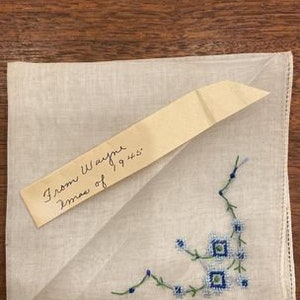 Vintage Hand-embroidered Hankies Women Ladies Handkerchiefs, Dainty and ...